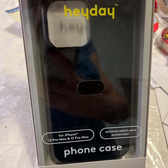heyday | Cell Phones & Accessories | New In Case Heyday Black Hard Case ...